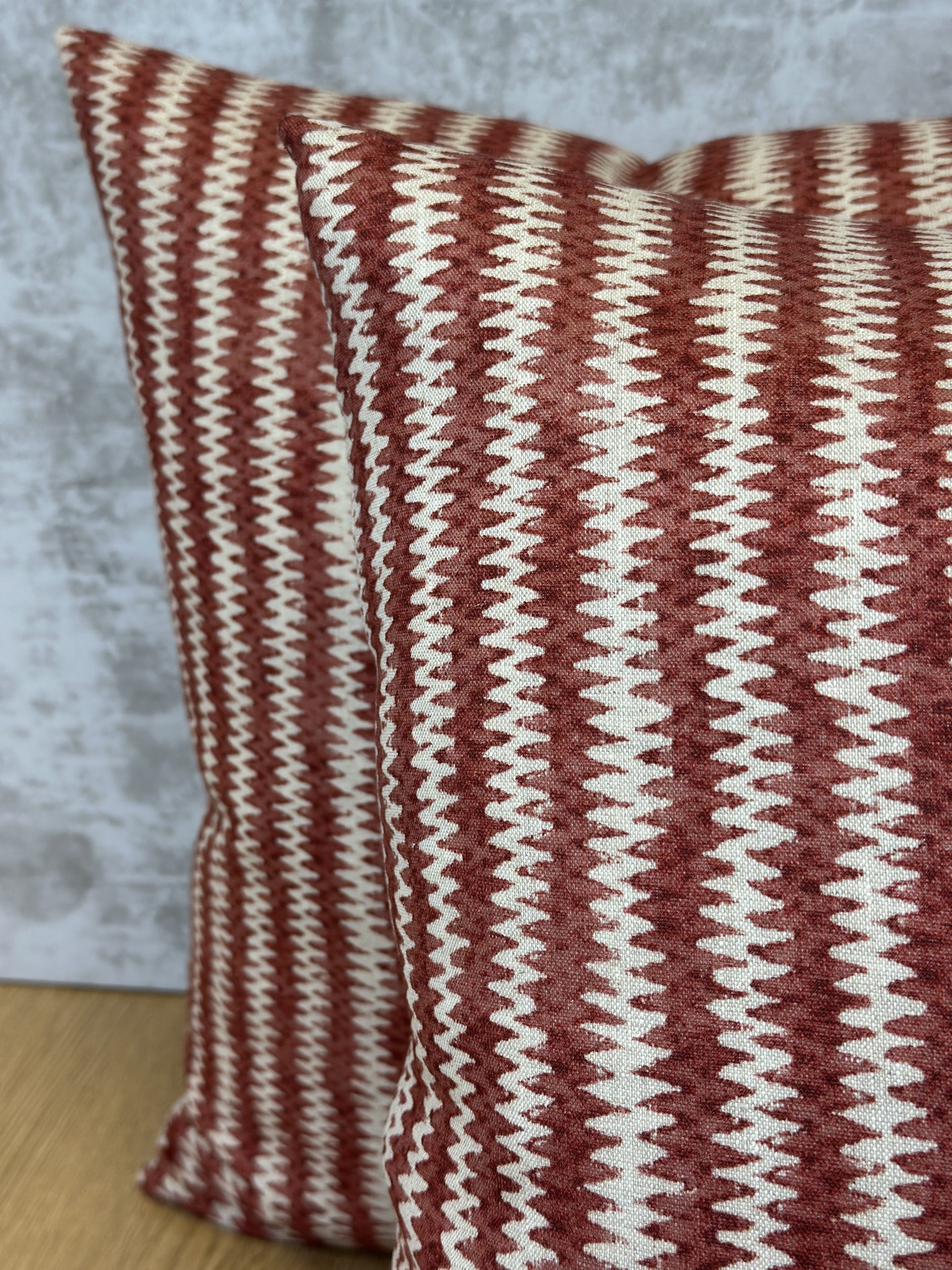 Robert Kime Inazuma Pillows - Pillow Punk